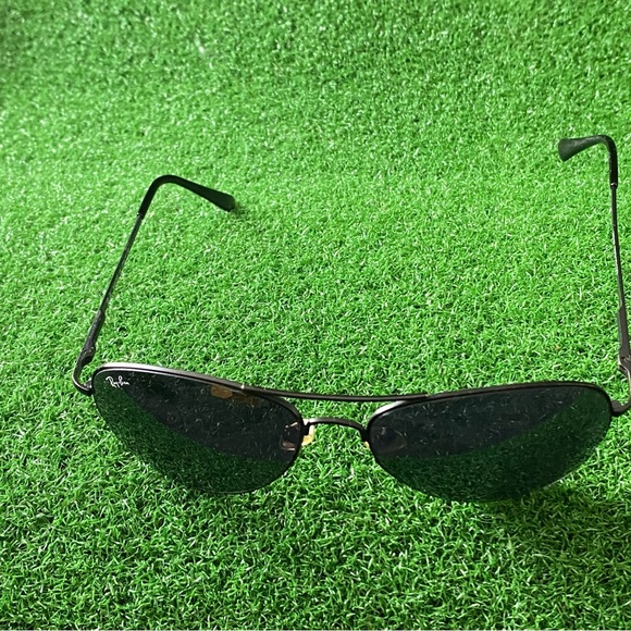 Ray-Ban | Accessories | Rayban Aviator Black Sunglasses W747 66122 ...